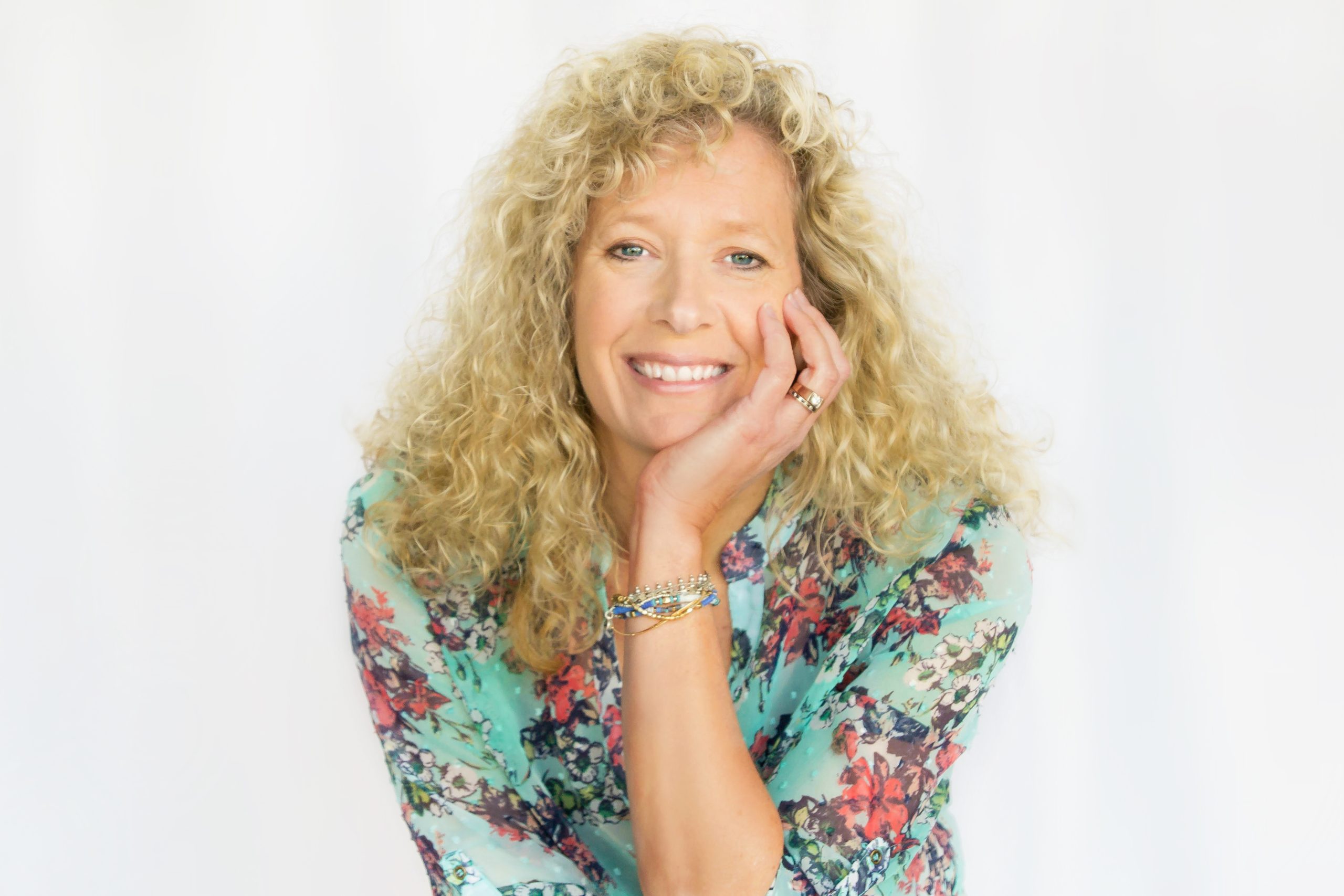 Pat's Chat | Pat McCaw, Author